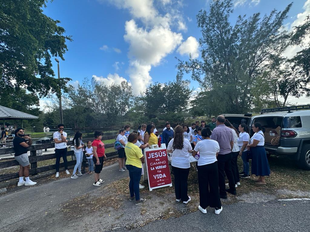 Comparte a Jesus en Amelia Earhart Park – Hialeah Springs Spanish SDA ...